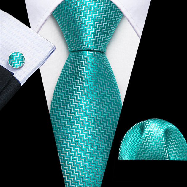Extra Long Ties – Sophisticated Gentlemen